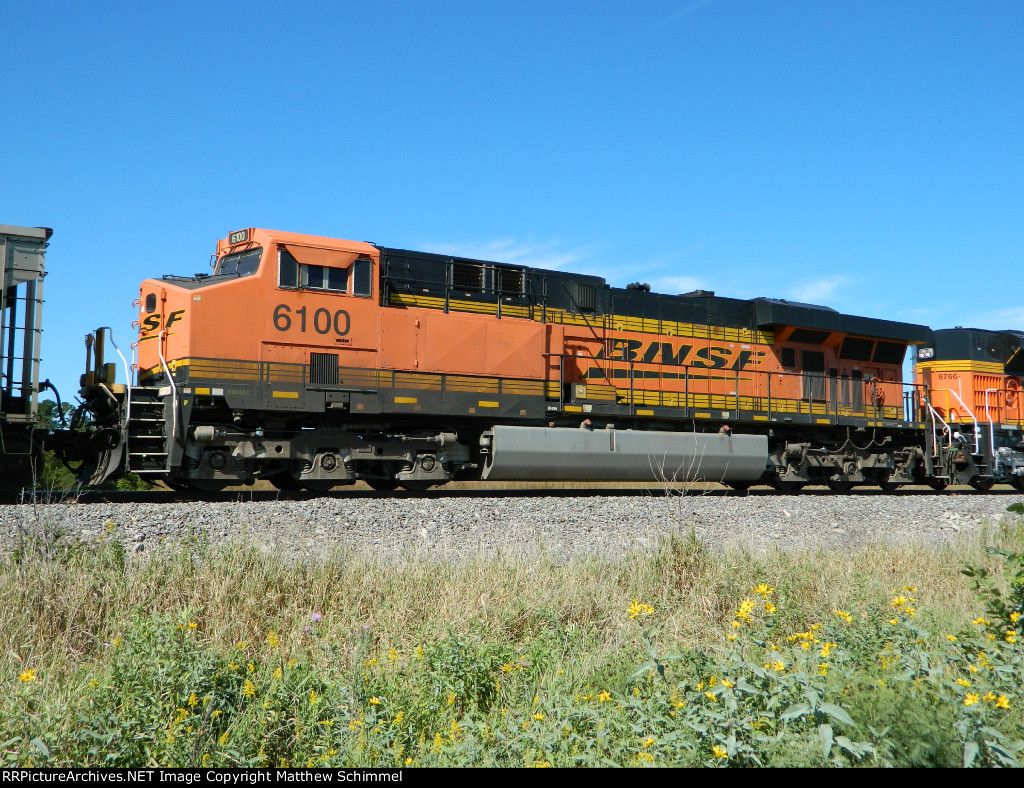 BNSF 6100